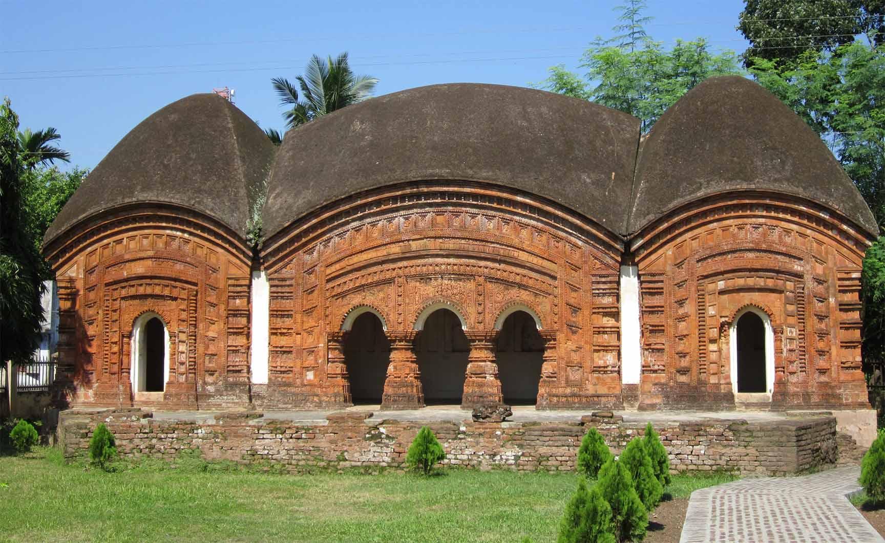 Puthia Temple Complex - Travel and Explore BD